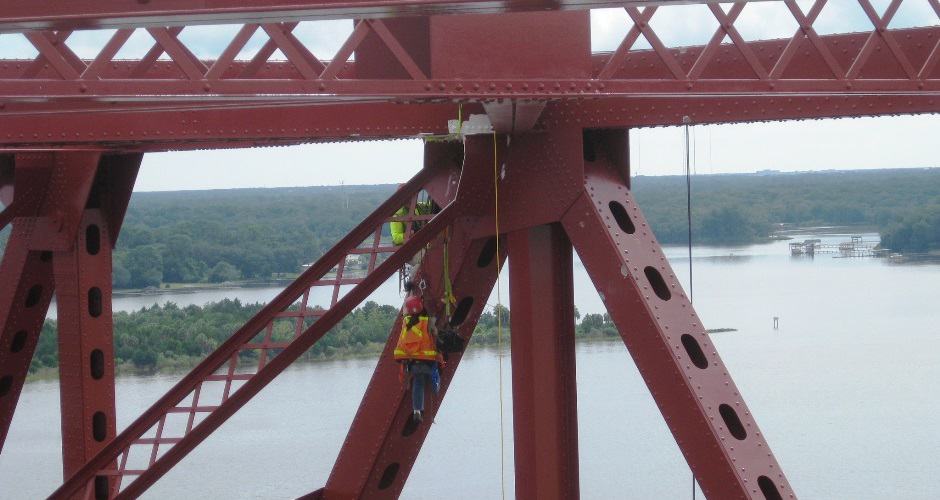 MATHEWS BRIDGE IMPACT EMERGENCY RESPONSE STORY - FIT Engineering